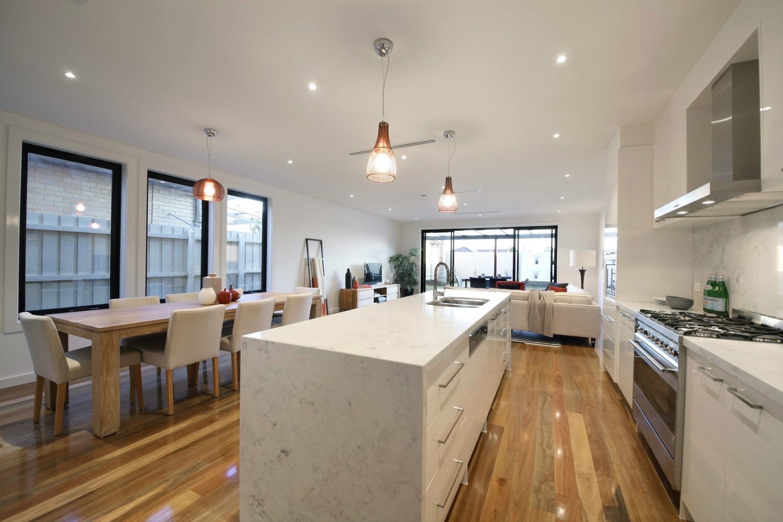 Gallery - TSK Flat Pack Kitchens & Cabinet Makers